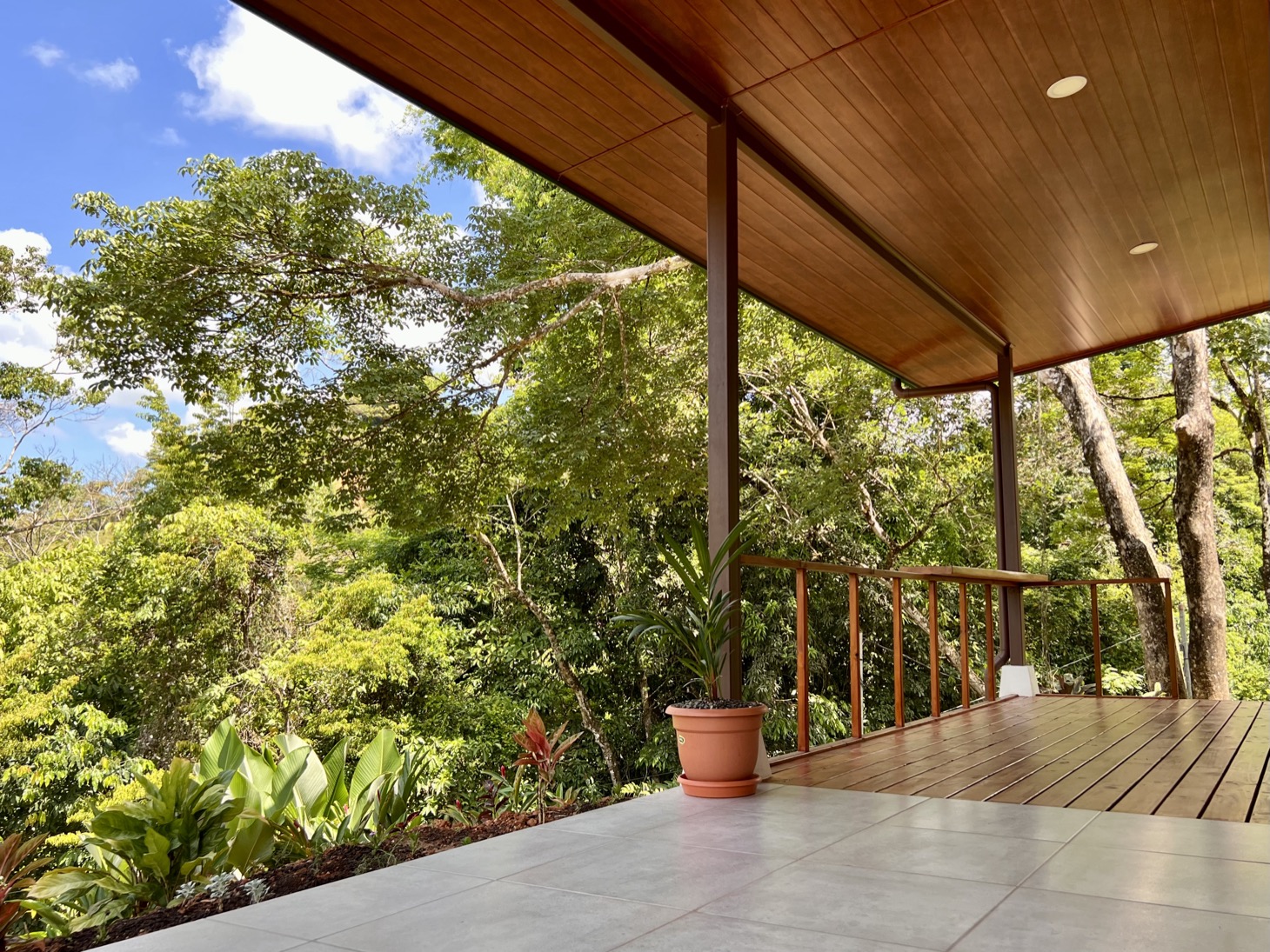Cozy Two-Bedroom River View House In Tres Rios