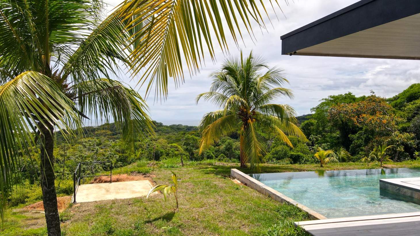 Stunning Modern Home in Ojochal, Costa Rica